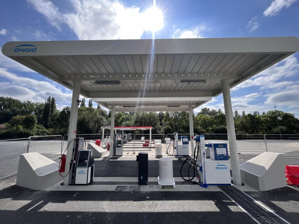 ENGIE Solutions and Certas Energy France deploy NGV stations on ...